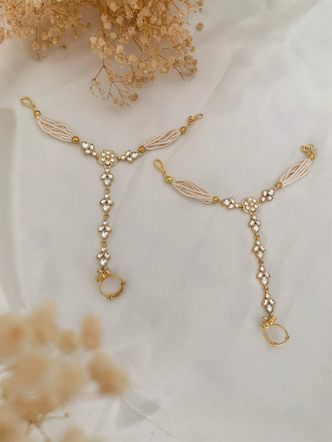 Buy Pachi Kundan And Pearl Studded Hathphool Online - Ishhaara