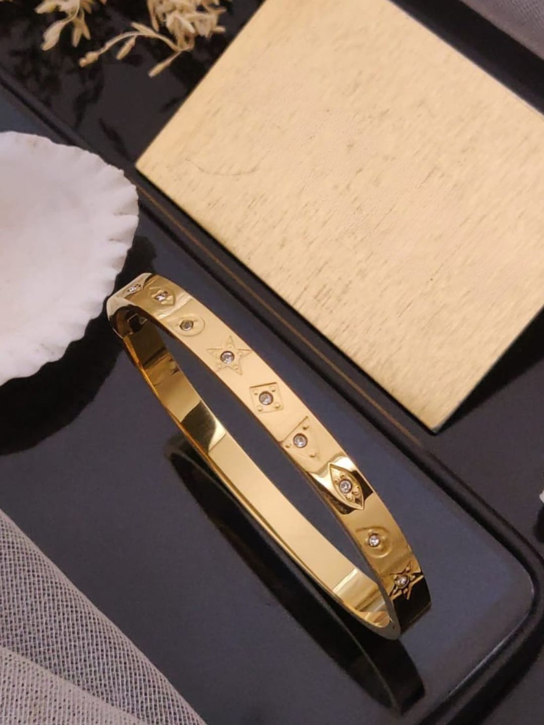 Buy Evil Eye Stone Kada Online - Ishhaara