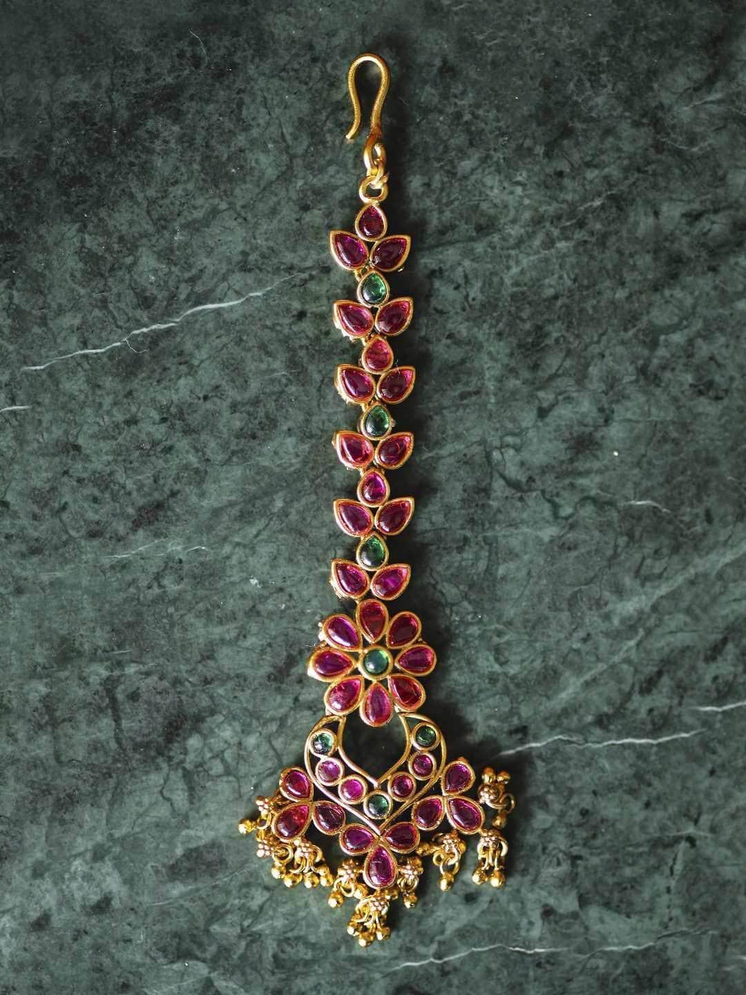Buy Floral Small Nethi Chutti Online - Ishhaara