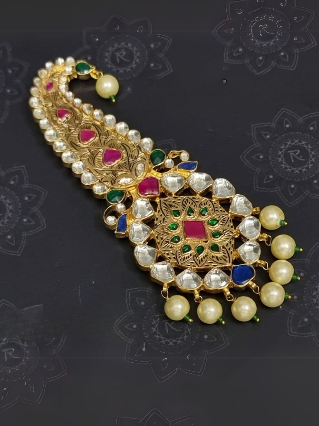 Buy Gold Finish Nakshi Kalangi Online - Ishhaara