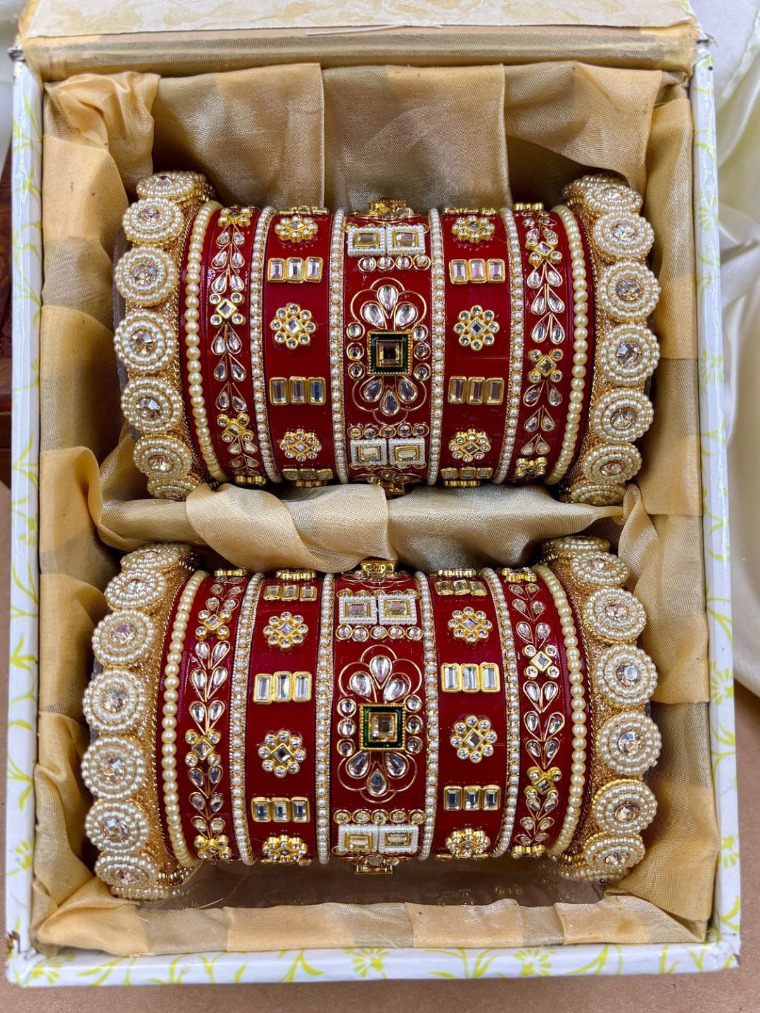 Buy Heavy Rajwadi Bridal Chuda Set Online - Ishhaara