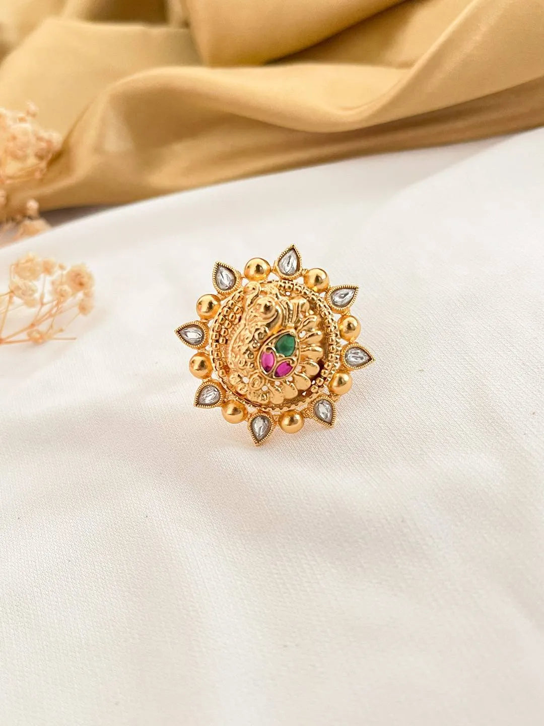 Buy Matte Finish Kemp Green White Swan Finger Ring Online - Ishhaara