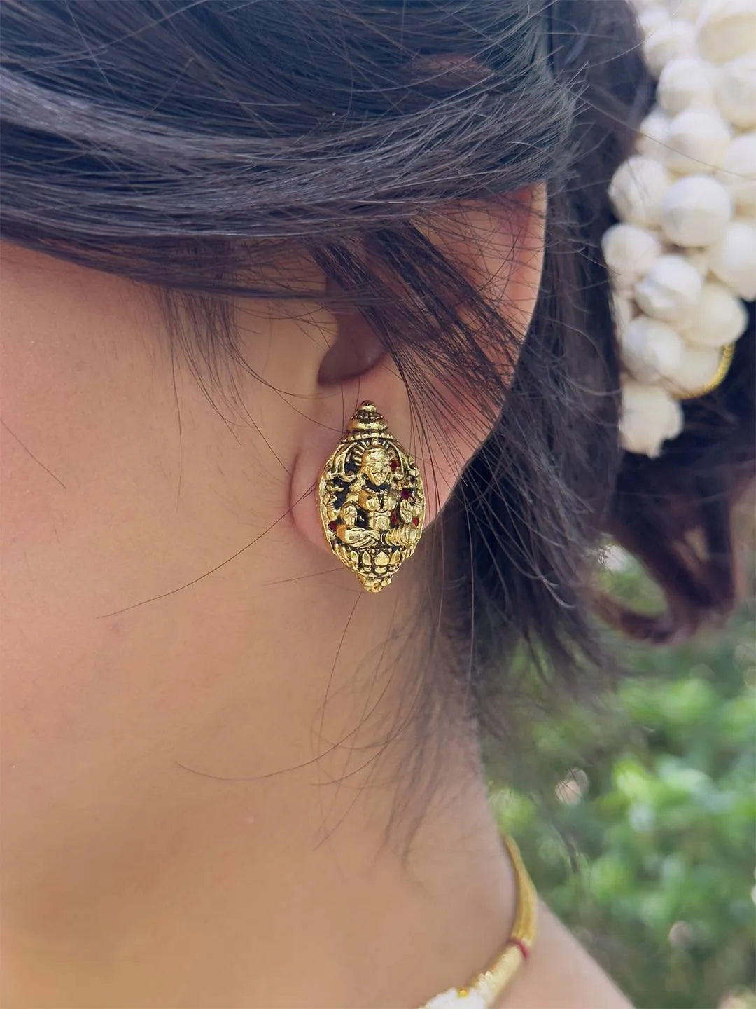 Buy Matte Kemp Lakshmi Sugar Bead Choker Set Online - Ishhaara