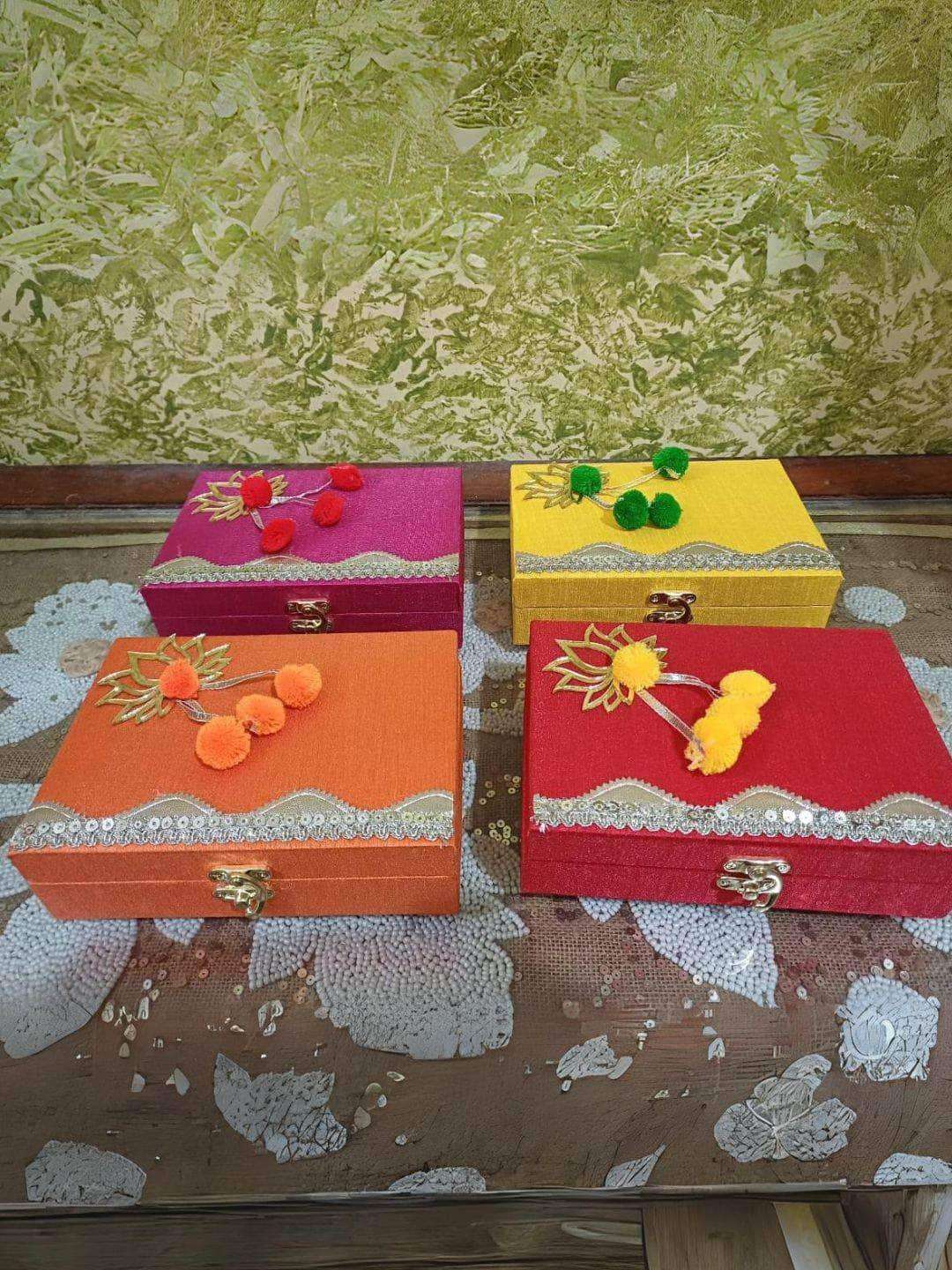 Buy Mini Trunk Box Online - Ishhaara