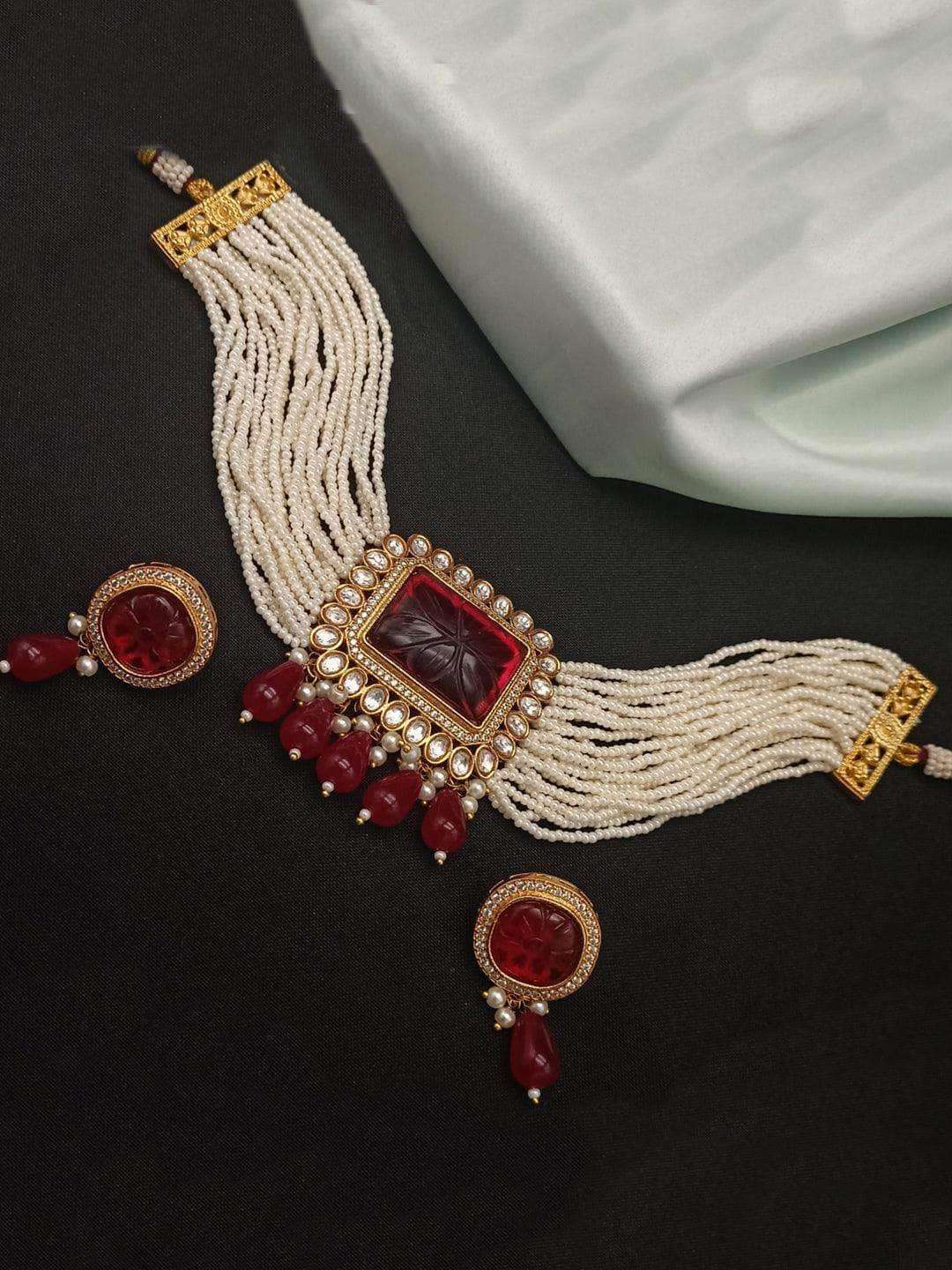 Buy Cheed Bead Kundan Choker With Carved Stone Pendant Online - Ishhaara