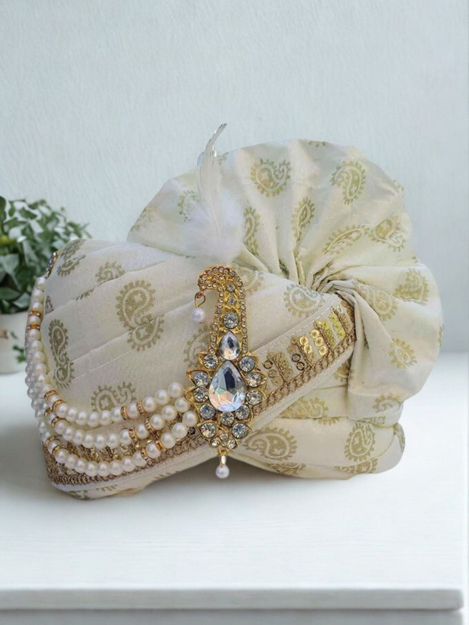 Safa Collection Online - Traditional Wedding Safas for Grooms | Ishhaara